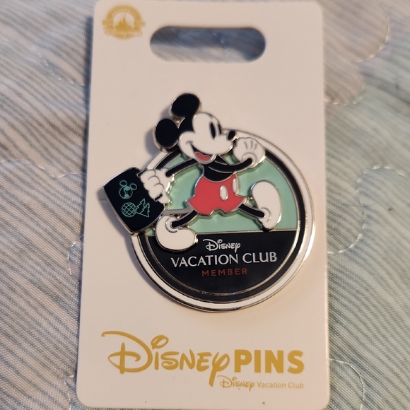 Disney | Accessories | Disney Vacation Club Member Pin | Poshmark